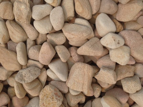 Sandstone (Tumbled) 20-50mm $225/m3 | Warner Garden Centre